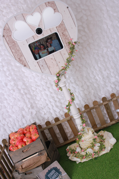 Selfie Heart Photo Booth Gallery | TC Photo Booth - Kent Hire ...